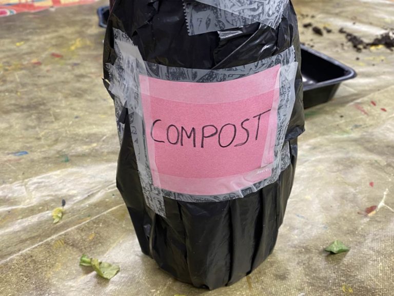 Réalisation d’un mini-composteur – Transjardins